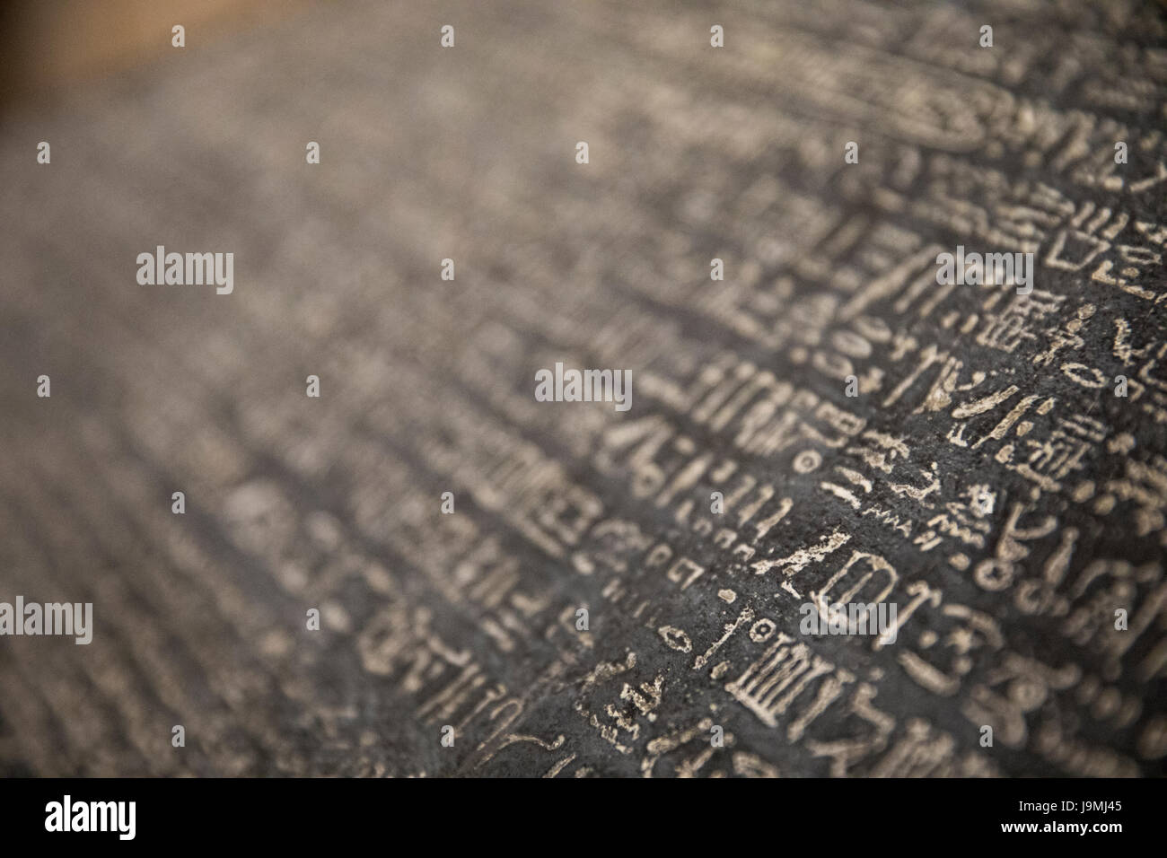 Egyptian hieroglyphs, demotic script, Ancient greek - Rosetta Stone ...