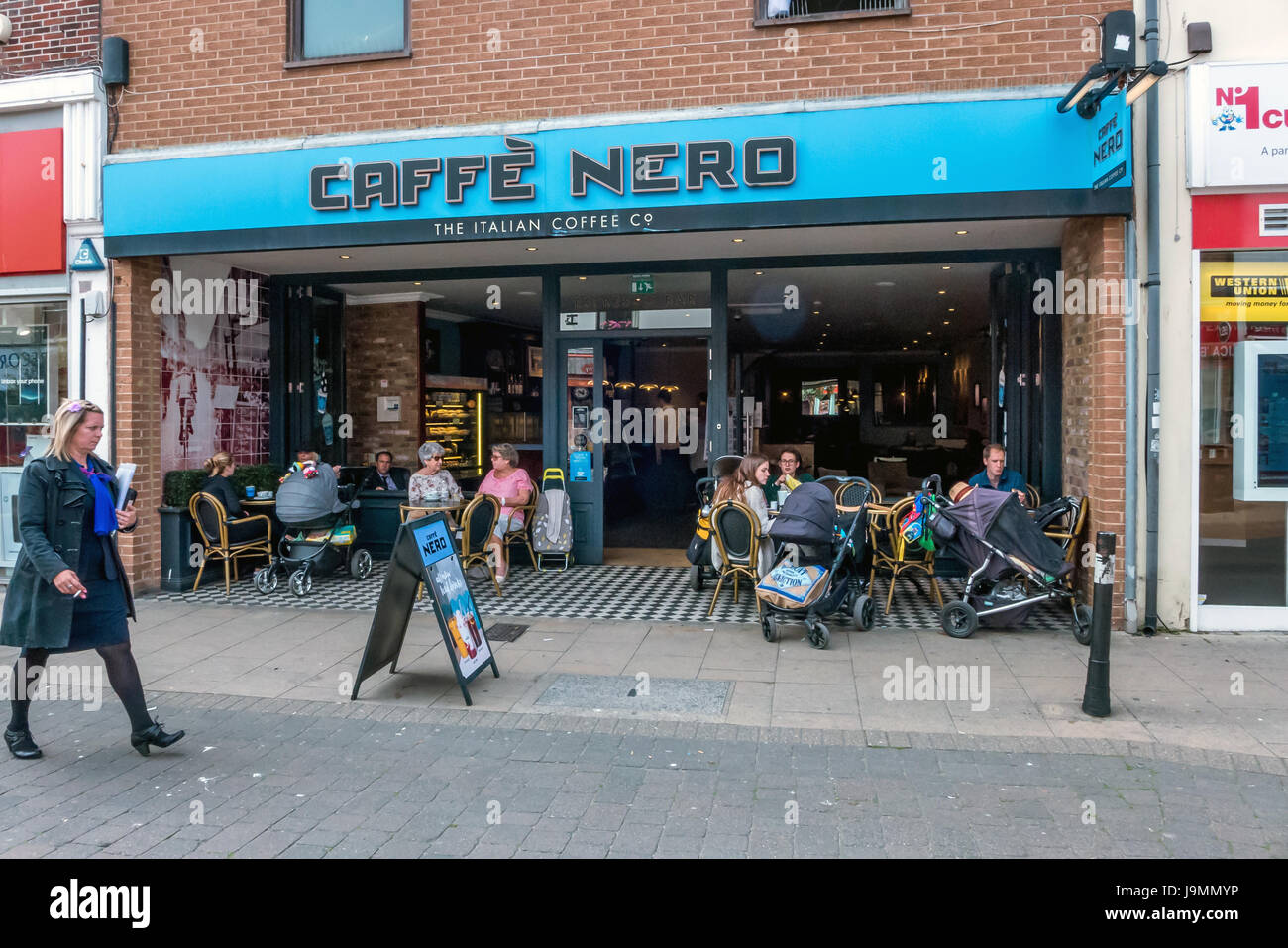 Coffee shops in Hove's George Street Stock Photo - Alamy