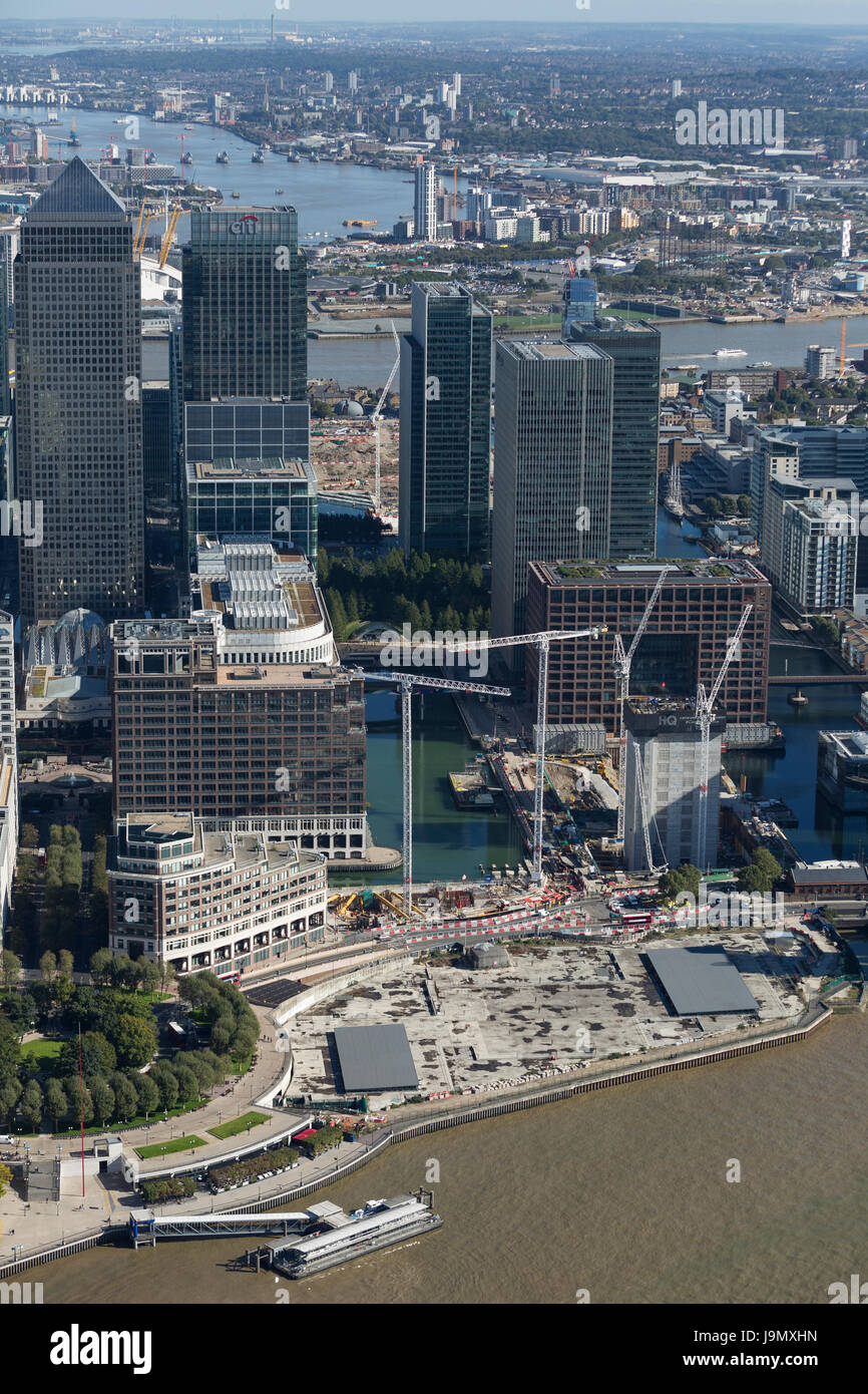 Aerial view of the large commercial buildings at Canary Wharf, Isle of ...
