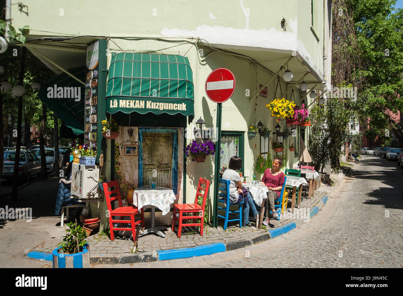 Kuzguncuk and istanbul hi-res stock photography and images - Alamy
