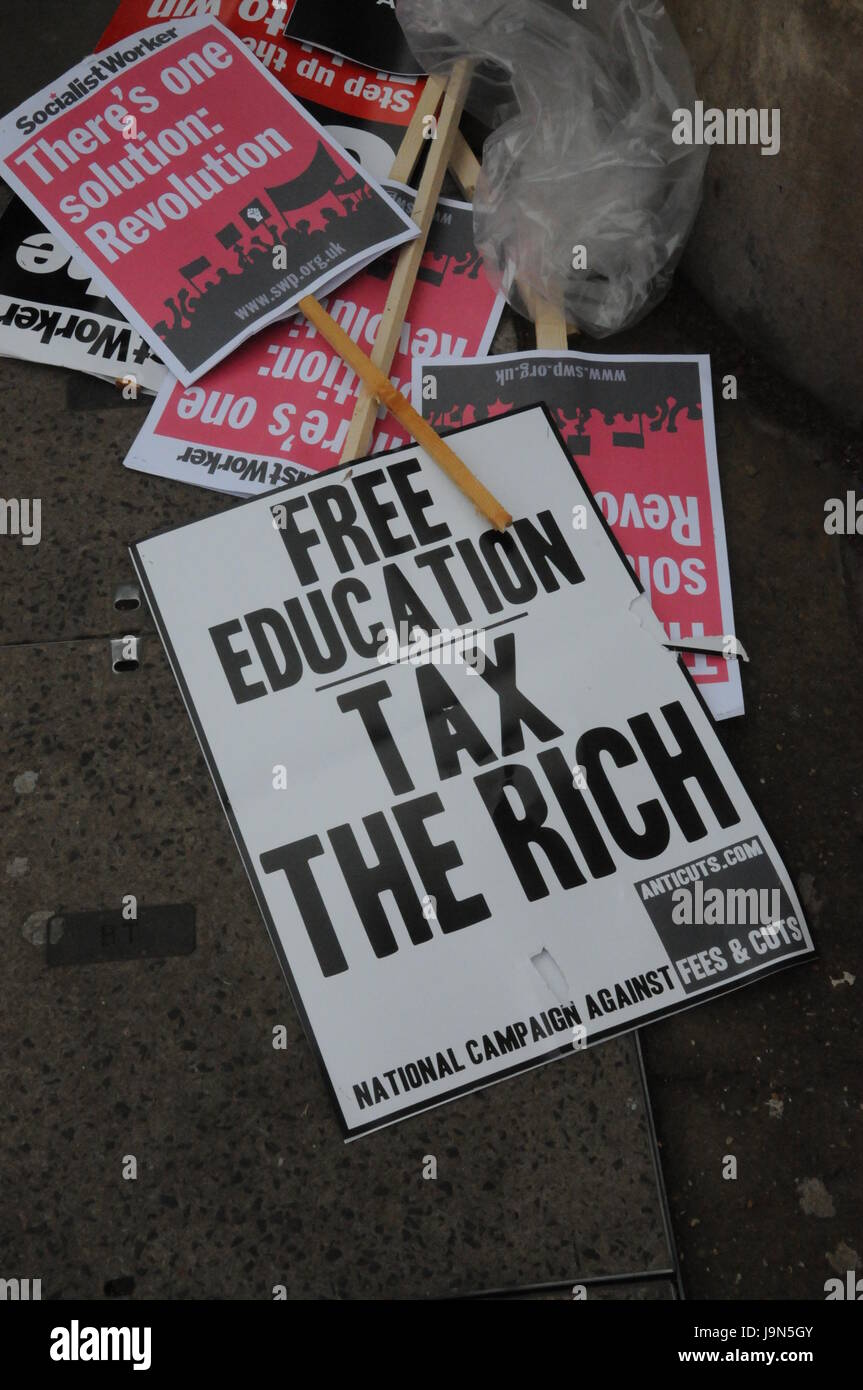 Students' March Against Increased Education Fees Stock Photo - Alamy