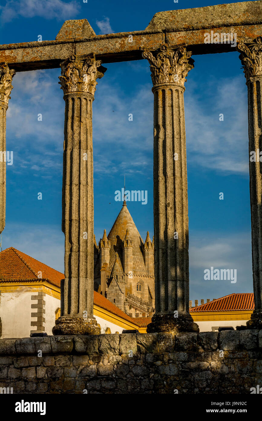 Medieval times architecture hi-res stock photography and images - Alamy