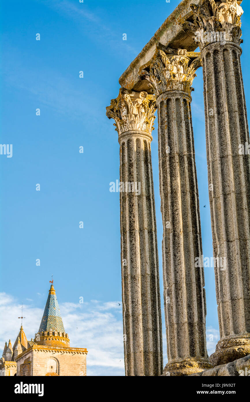 Portuguese medieval architecture hi-res stock photography and images ...