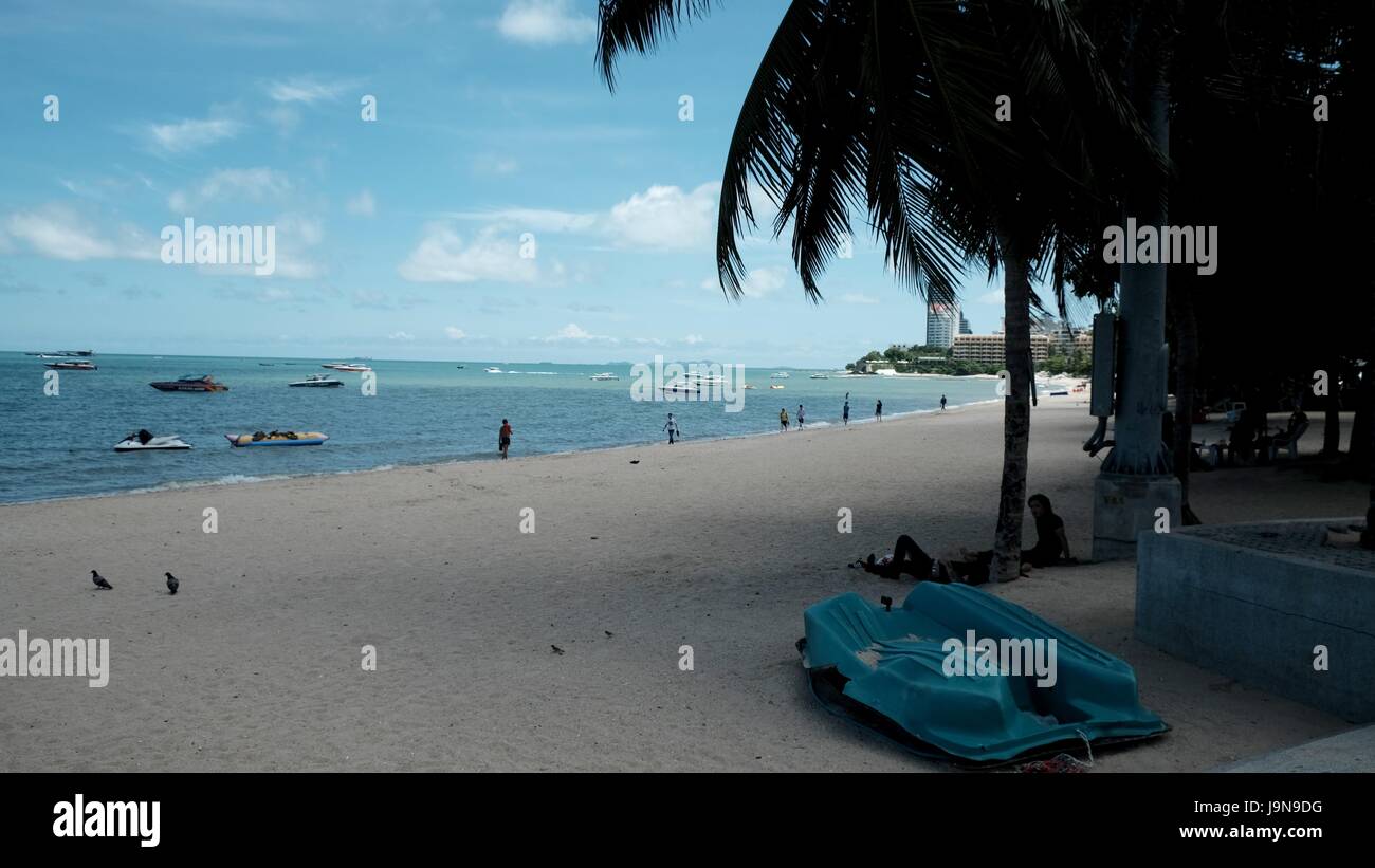 Shoreline sand hi-res stock photography and images - Alamy