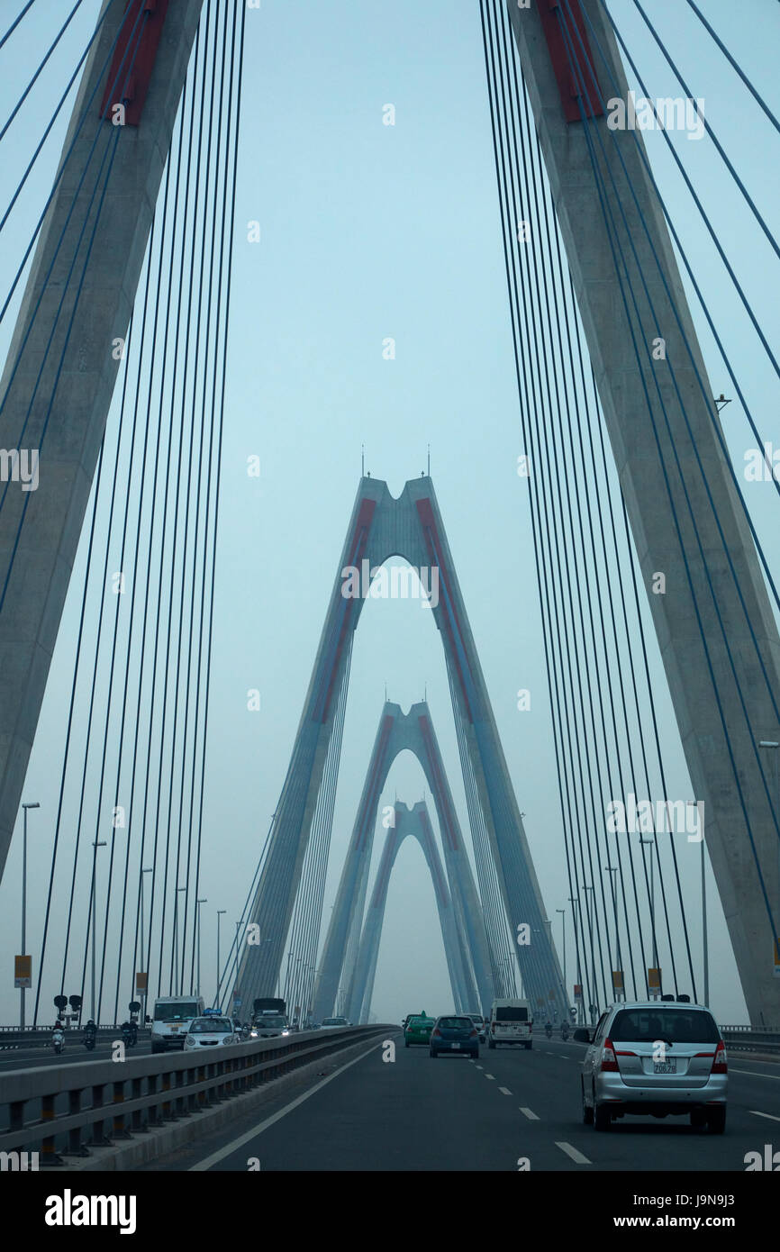 Nhat Tan Bridge (or Japan Friendship Bridge), over Red River, Hanoi ...