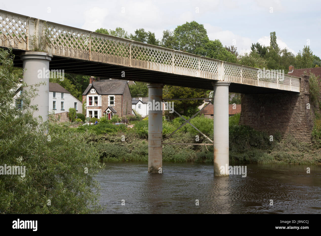 Bridge at Brockweir, a small village on the River Wye, Forest of Dean ...