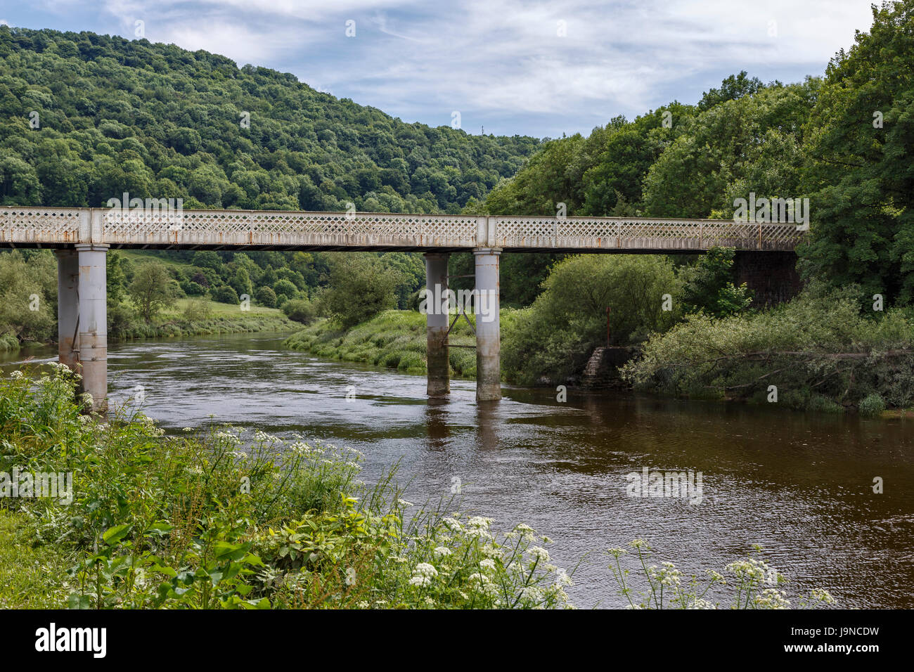 Brockweir, a small village on the River Wye, Forest of Dean ...
