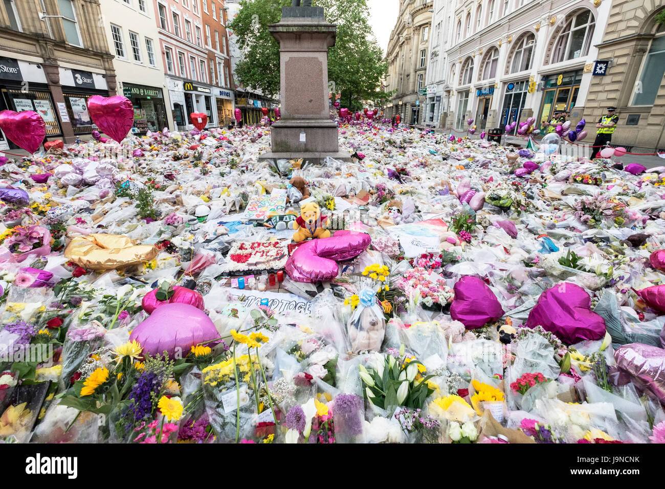 Manchester UK. 3rd June 2017. Moving floral tribute to the 22 people ...