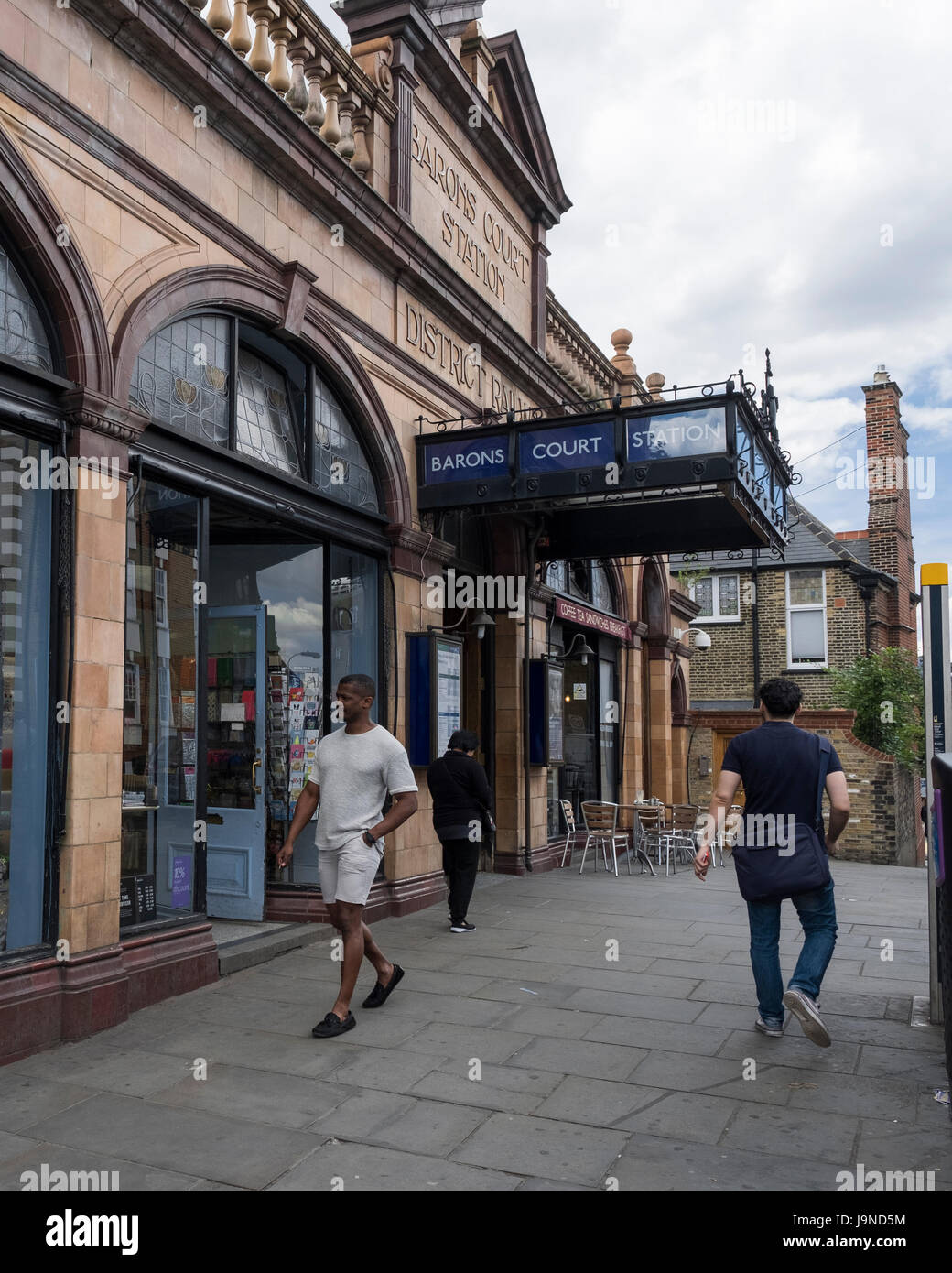 Barons Court station Stock Photo - Alamy