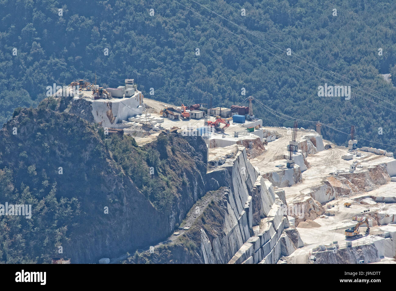 View of the marble quarries in Carrara Stock Photo - Alamy