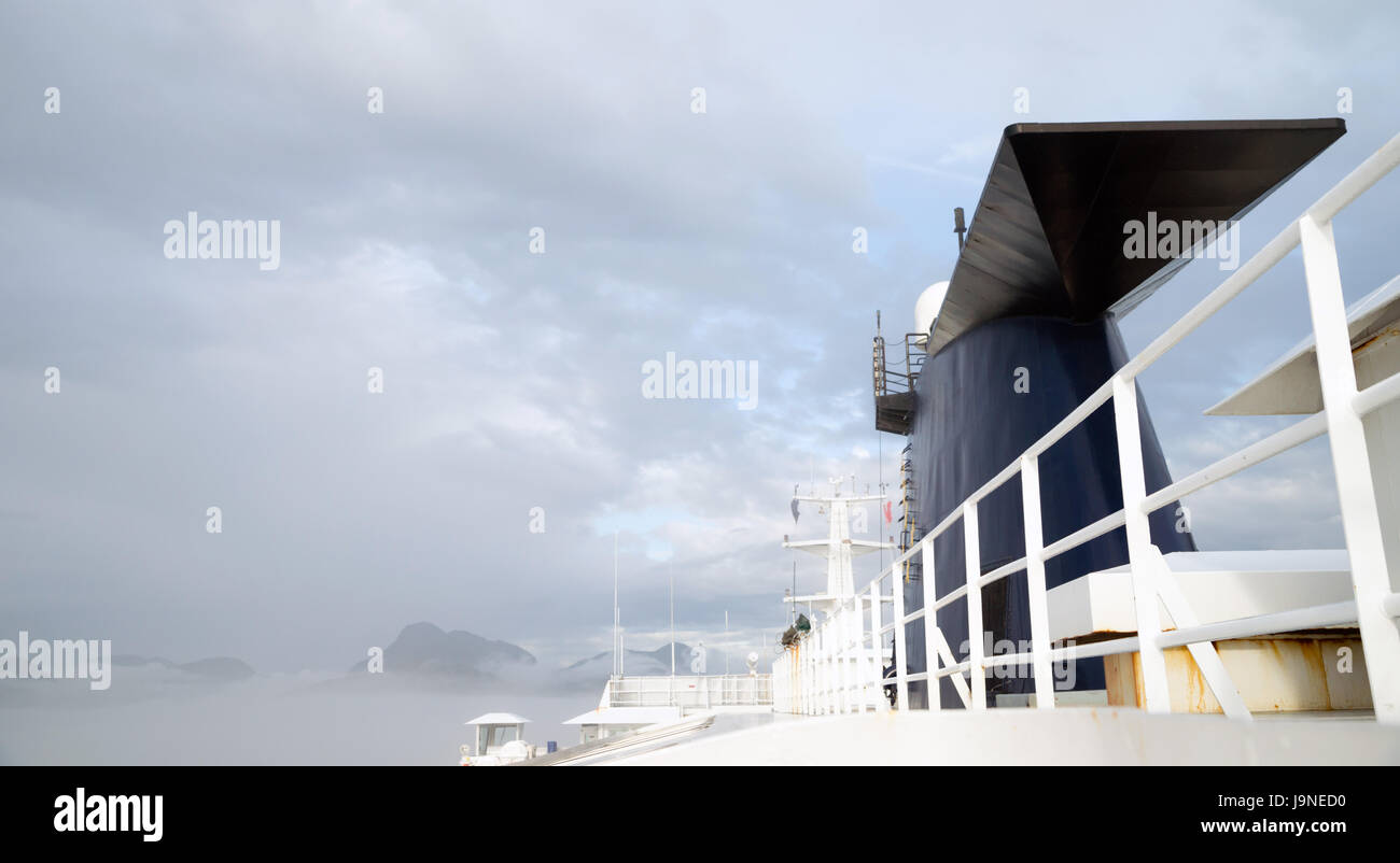 A ship steams along the inside passage Pacific Ocean Stock Photo - Alamy
