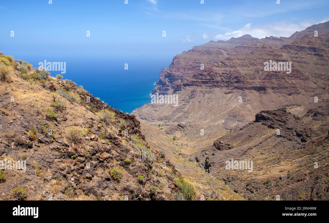 Western Gran Canaria, May, hiking route Tasartico - Playa GuiGui ...