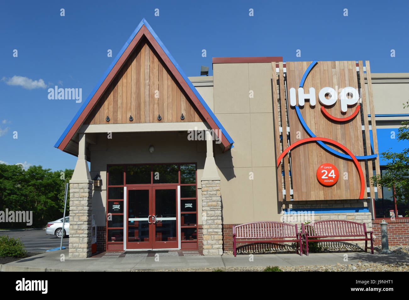 Ihop restaurant logo hi-res stock photography and images - Alamy