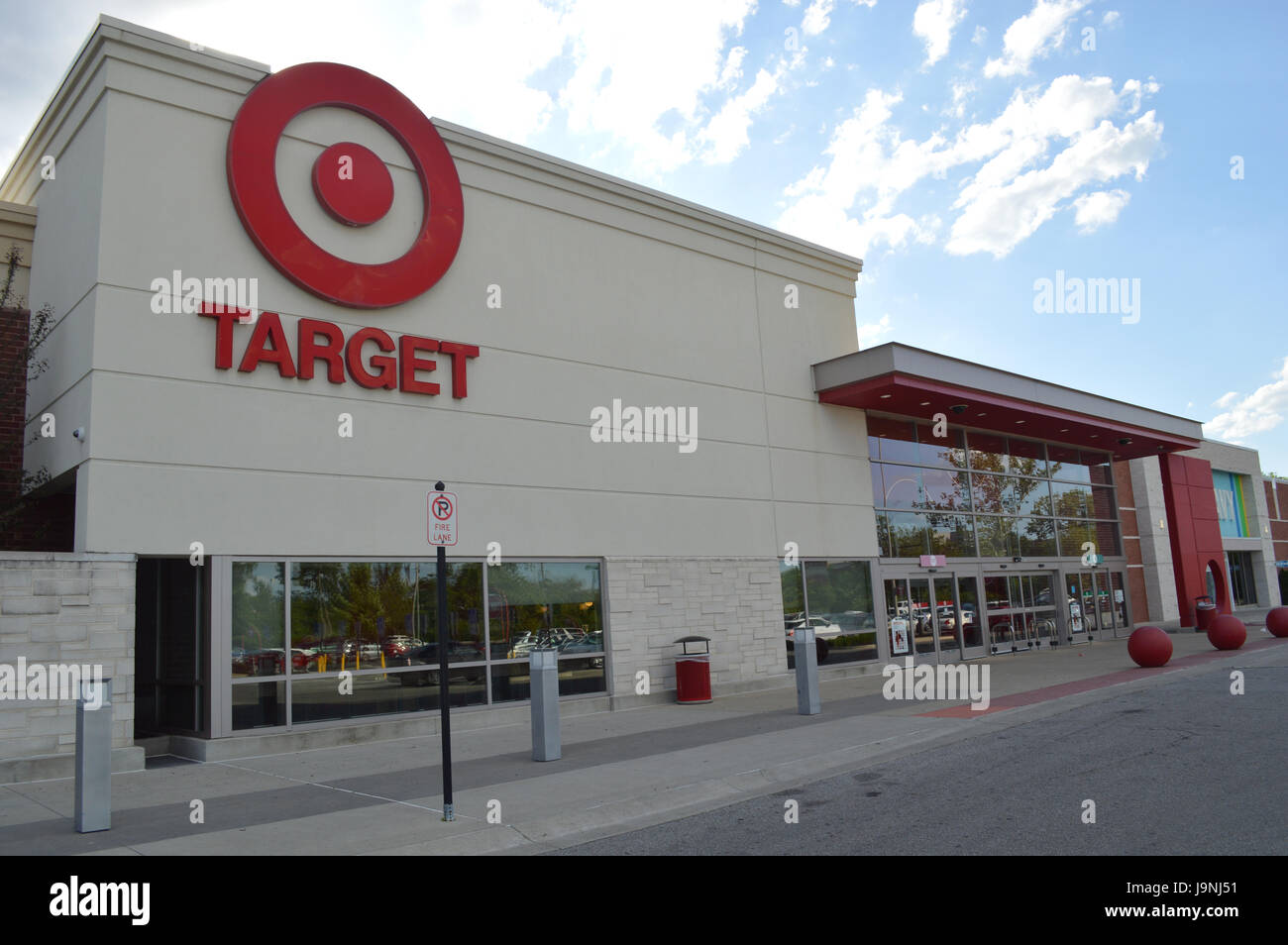 Target store usa hi-res stock photography and images - Alamy