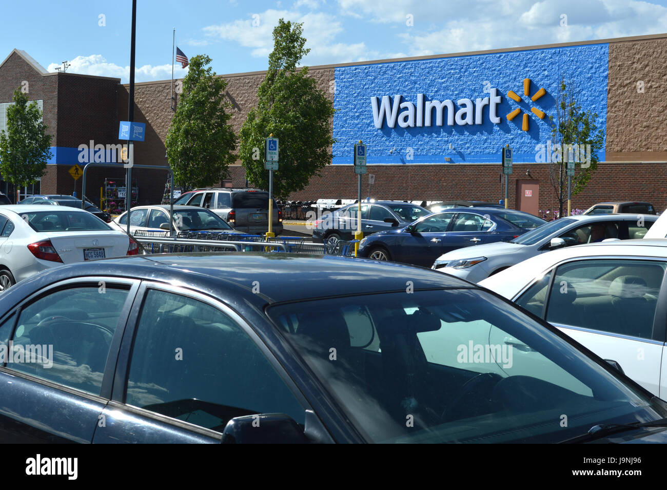 Walmart safety hi-res stock photography and images - Alamy