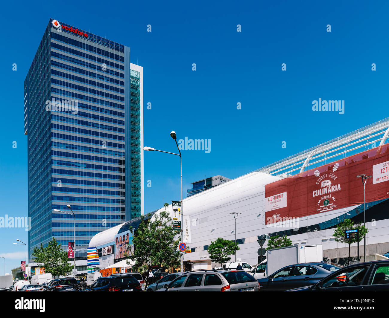 BUCHAREST, ROMANIA - MAY 18, 2017: Modern Office Building And Shopping ...