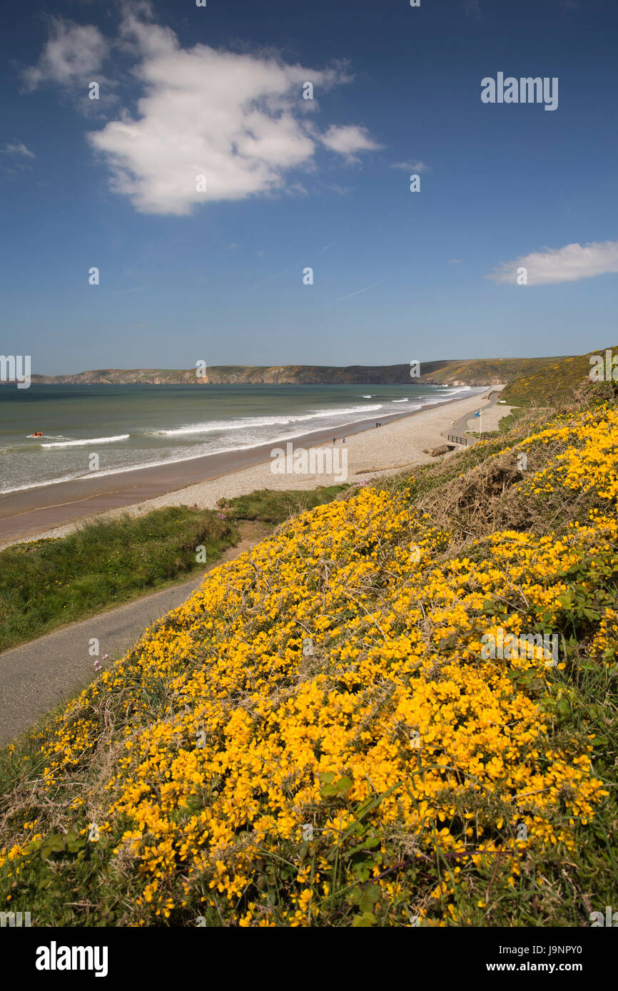 Newgale sands hi-res stock photography and images - Alamy
