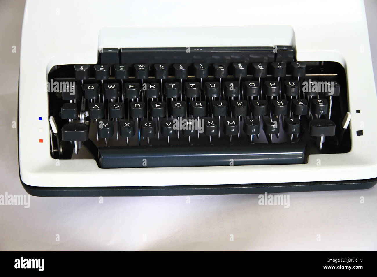 office, type, keyboard, writing utensil, typewriter, daisy wheel, ink ...