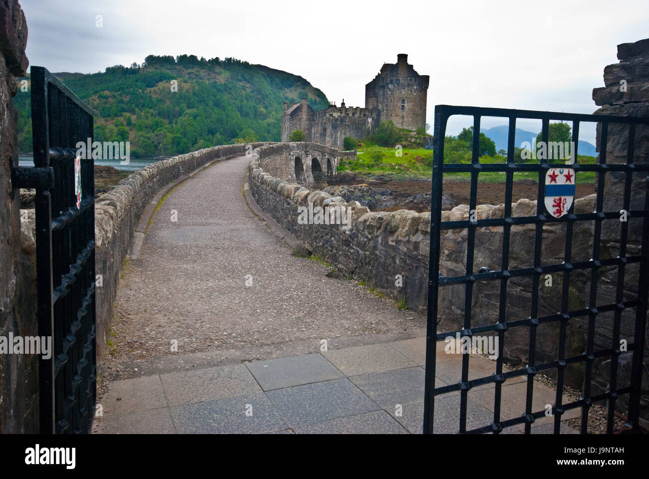 house, building, tower, monument, famous, stone, bridge, cloudy ...