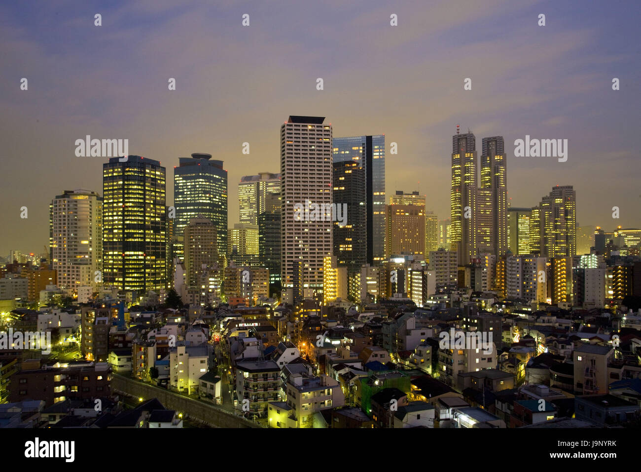 West shinjuku skyline hi-res stock photography and images - Alamy