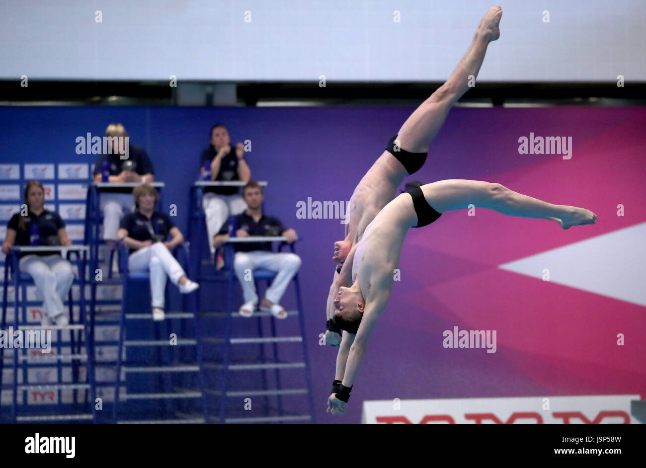 Noah Williams (front) and Matthew Dixon in the Men's 10m Synchro during ...