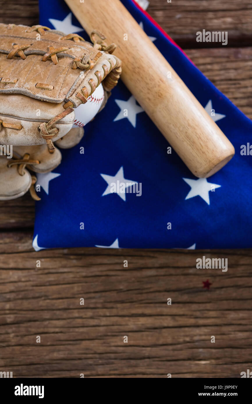 Baseball glove, bat american flag hi-res stock photography and images ...