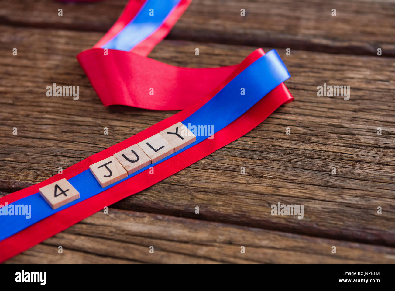 Close up date blocks hi-res stock photography and images - Alamy