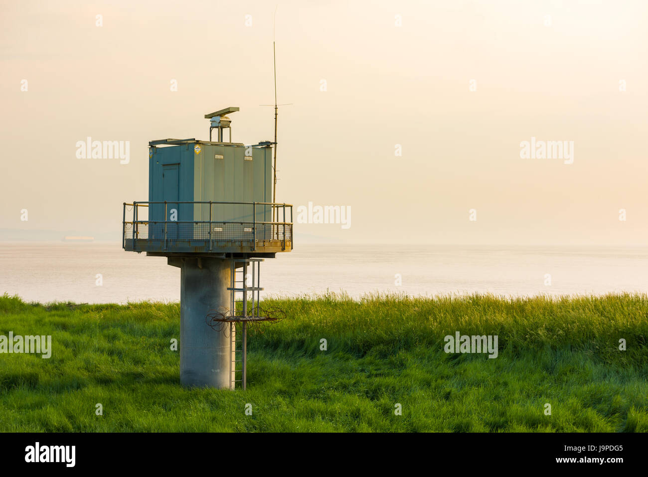 Radar station british hi-res stock photography and images - Alamy