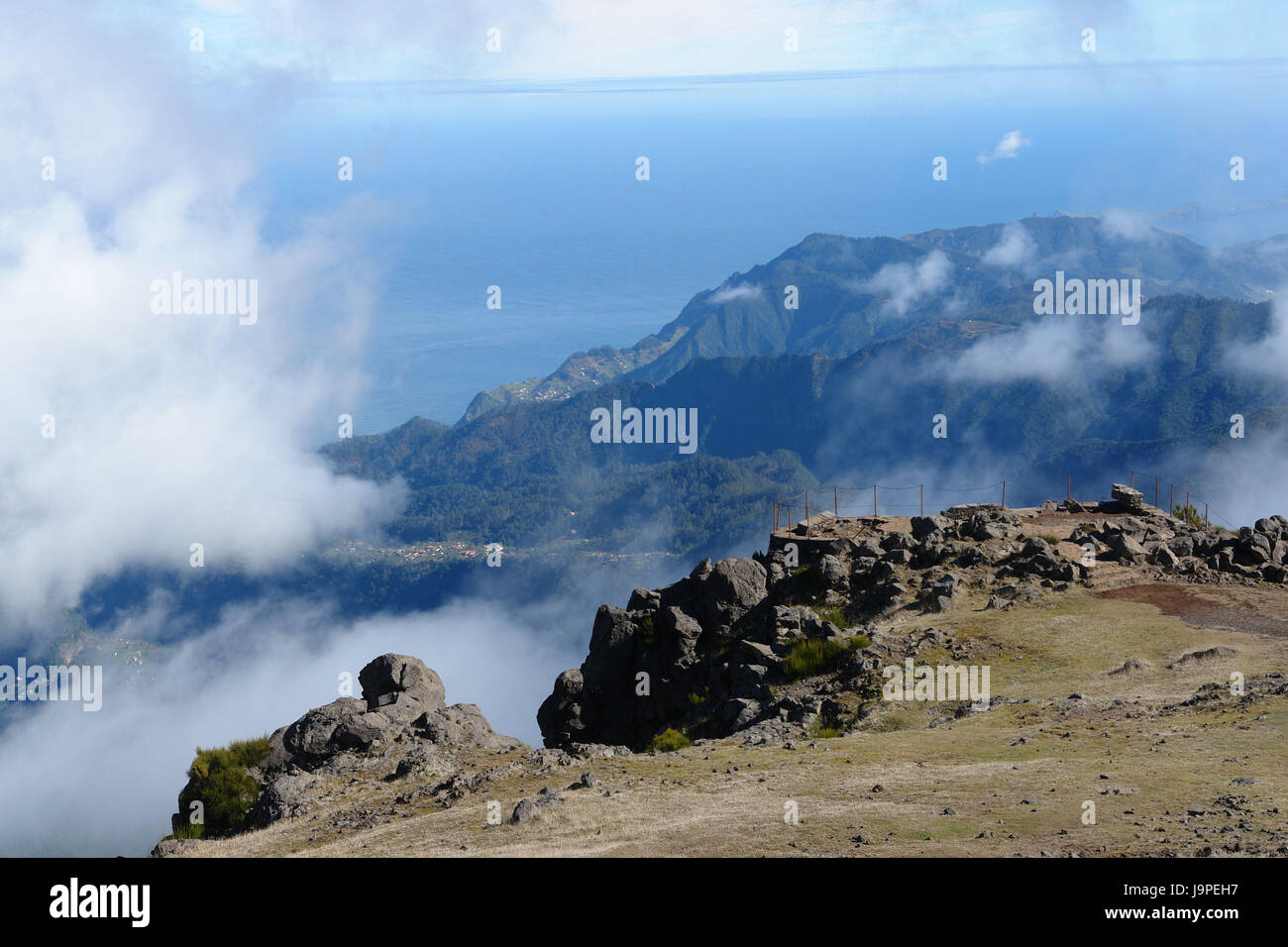 Portugal,Madeira,Pico Th Arieiro,clouds,island,mountains,summits,view ...