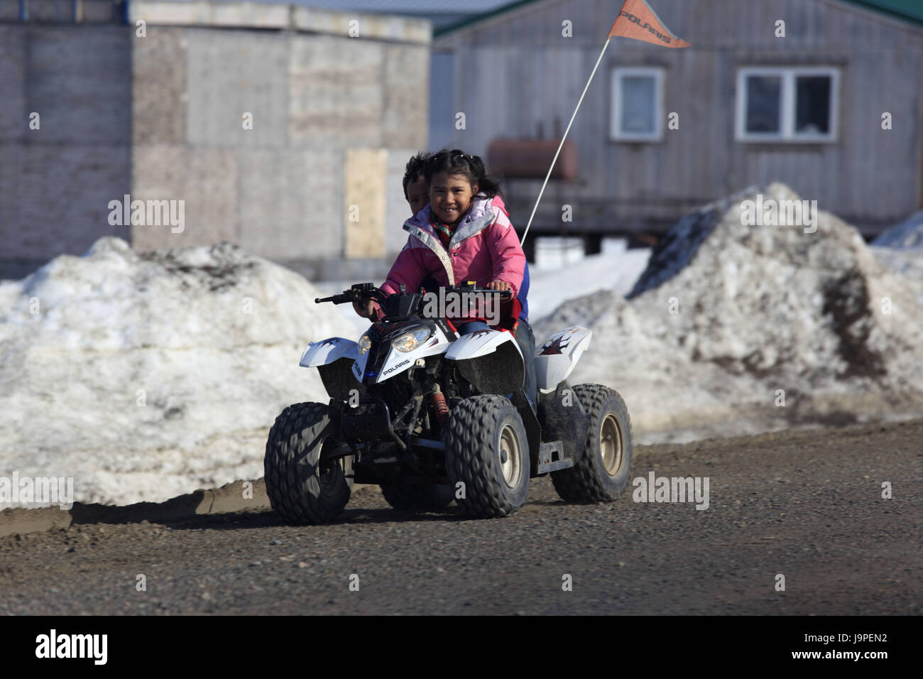 Inuit children hi-res stock photography and images - Alamy