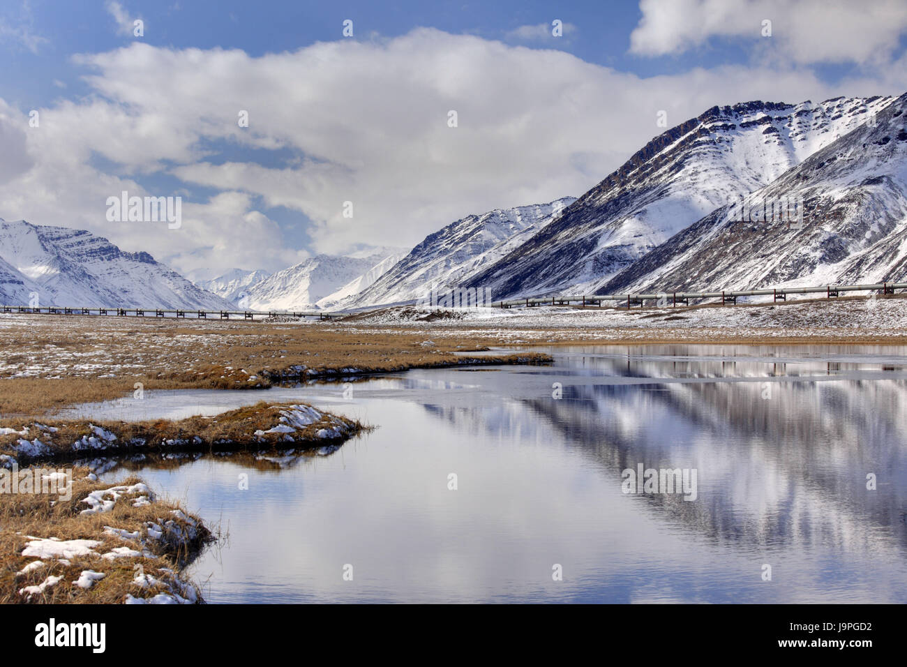 Alaska brooks range oil hi-res stock photography and images - Alamy