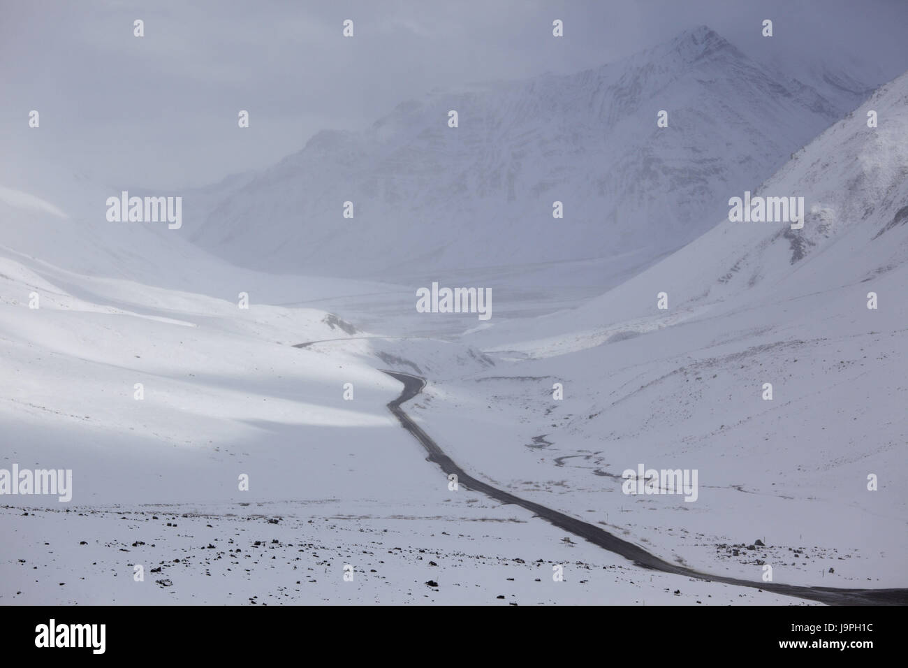 North America,the USA,Alaska,Dalton Highway,Brooks Range,Atigun pass ...