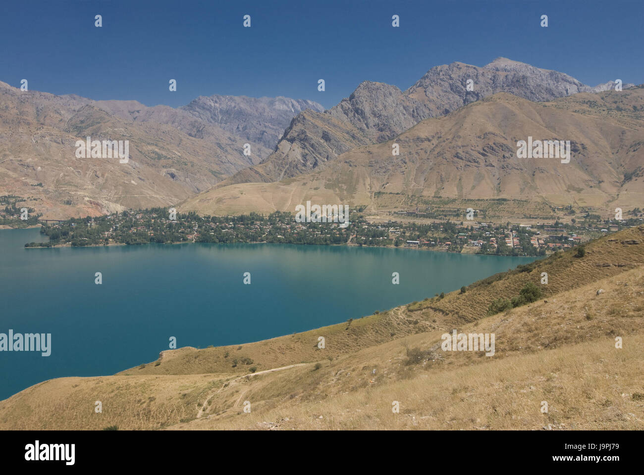 Chorvoq reservoir in the Ugam-Chatkal Nationwide park,Chimkar ...