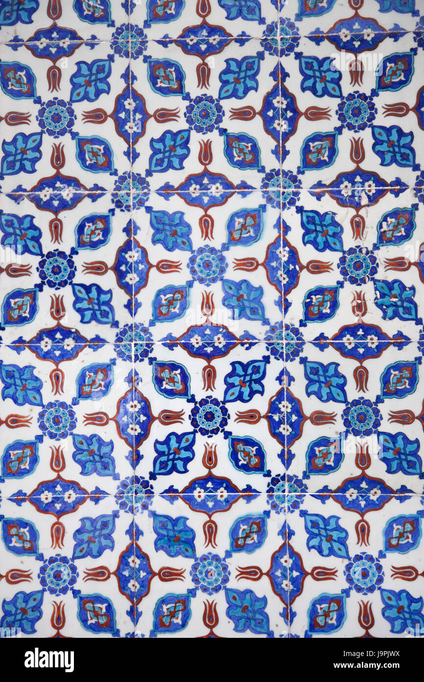 Iznik tiles hi-res stock photography and images - Alamy