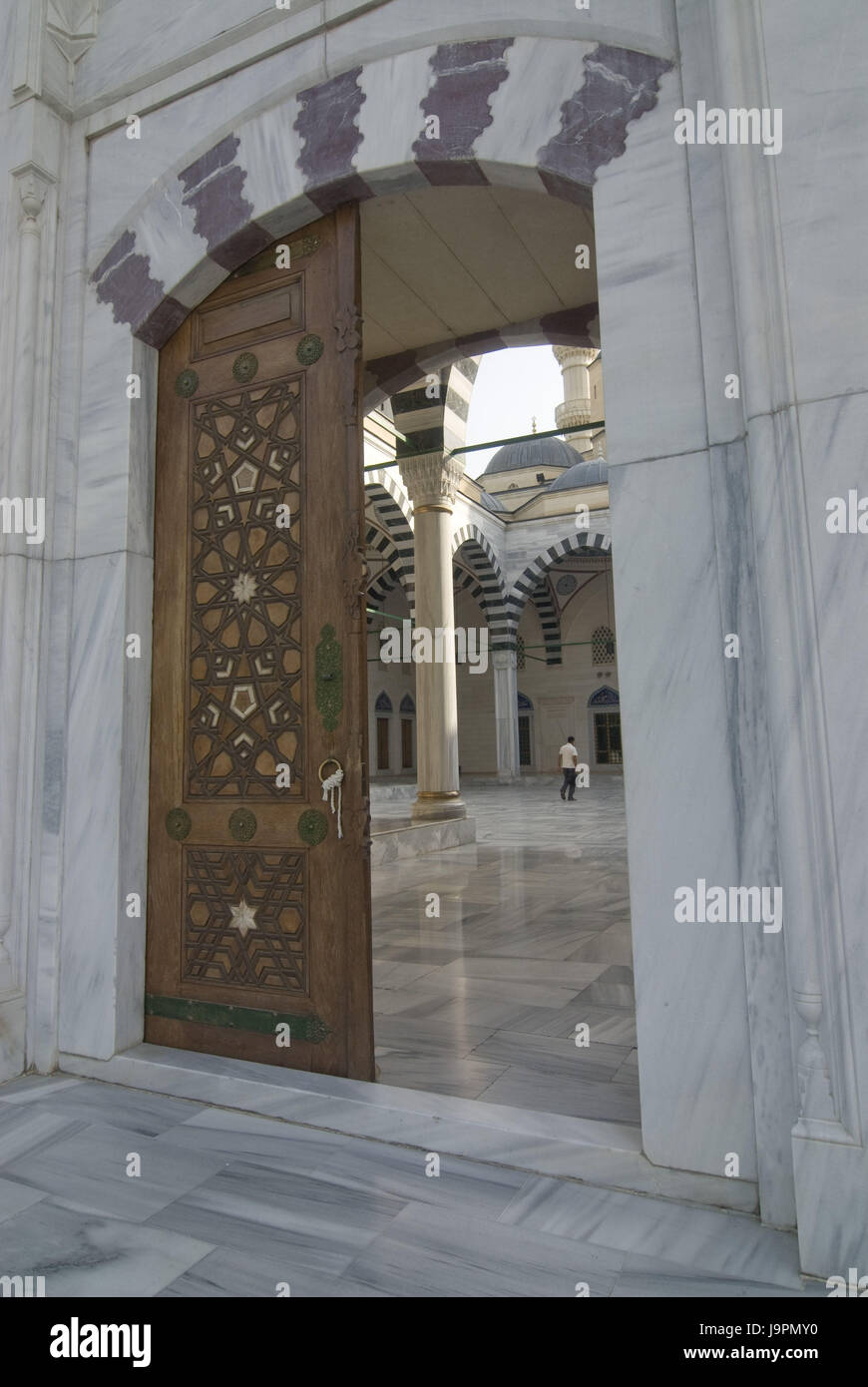Azadi mosque hi-res stock photography and images - Alamy
