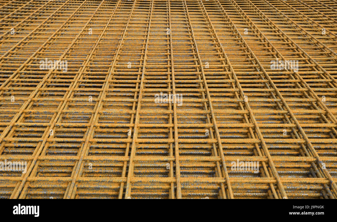 Mild steel grid,rusty Stock Photo - Alamy