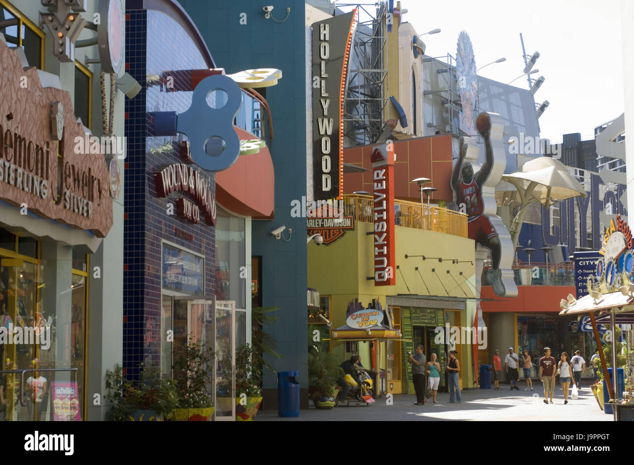 The USA,California,Los Angeles,Universal CityWalk,shopping centre Stock ...