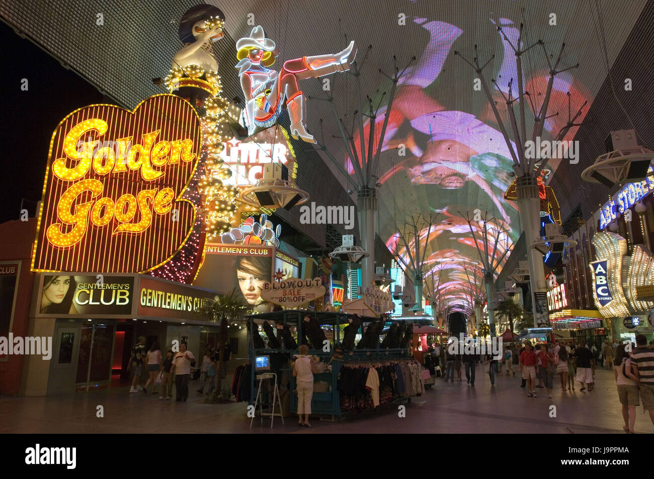 Golden goose las vegas hi-res stock photography and images - Alamy