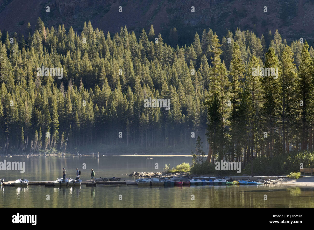 Lake mary mammoth hi-res stock photography and images - Alamy