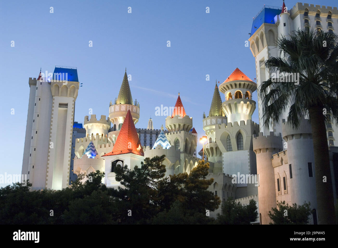 Excalibur hotel towers hi-res stock photography and images - Alamy