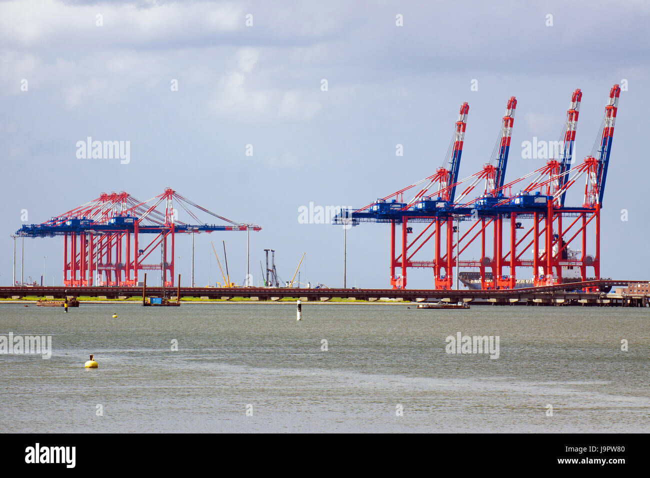 Wilhelmshaven port hi-res stock photography and images - Alamy