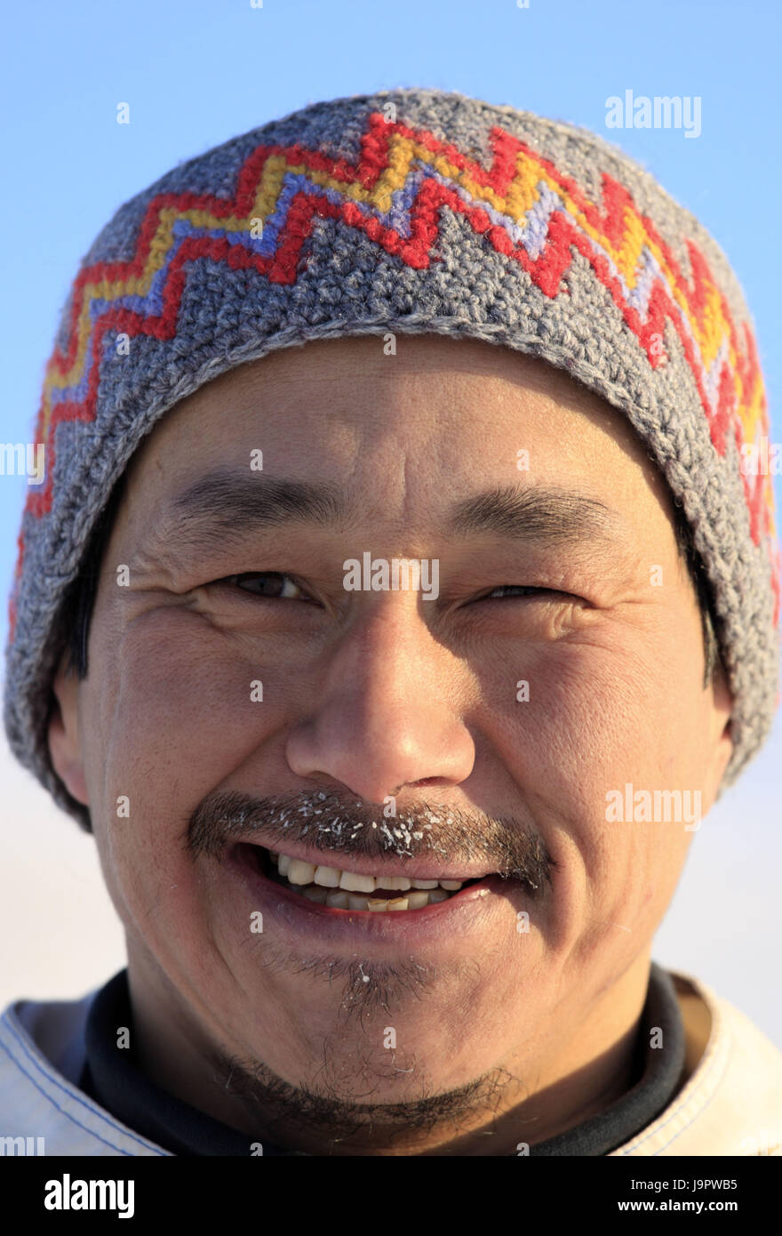 Portrait of an eskimo man hi-res stock photography and images - Alamy