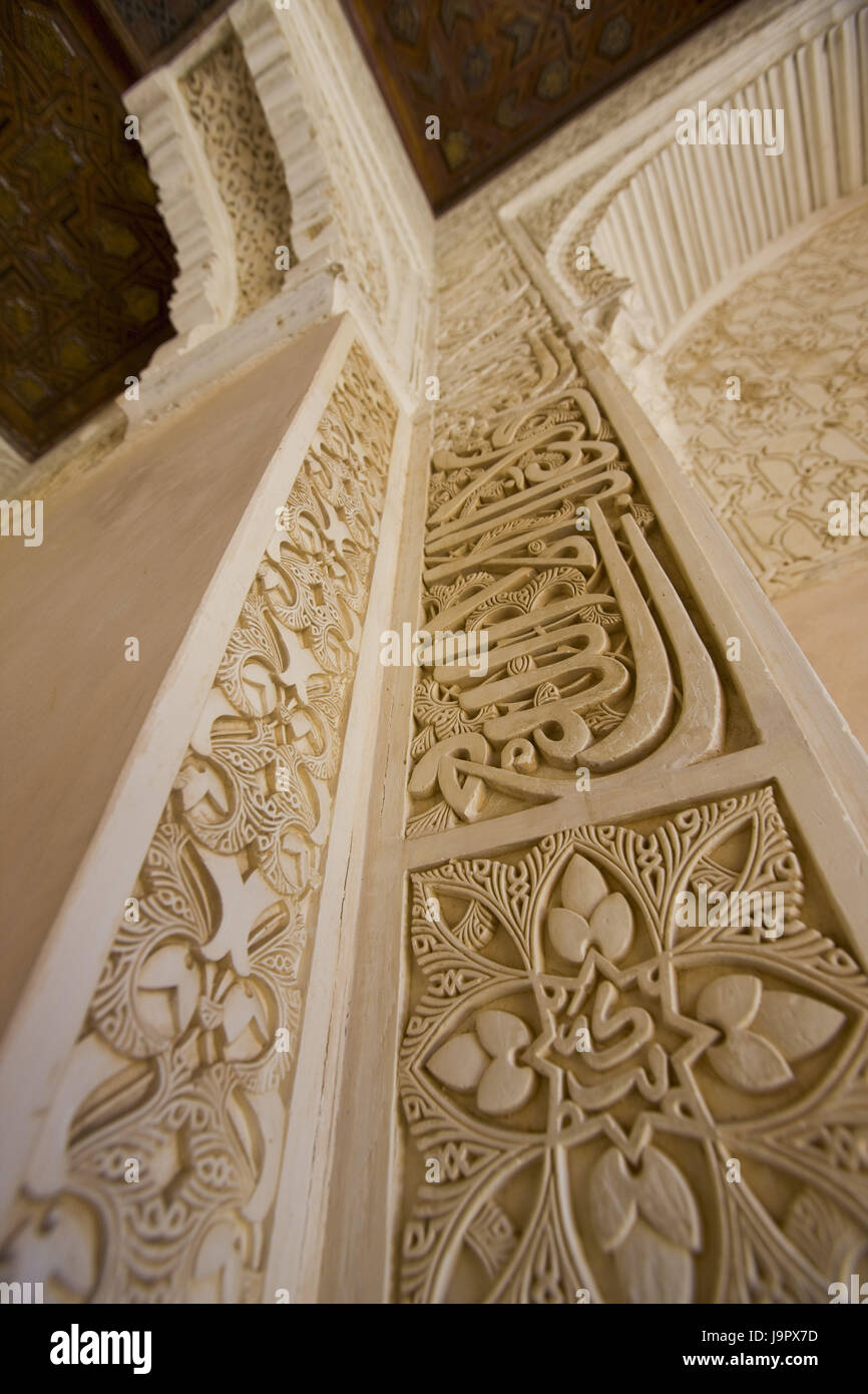 Notch carving hi-res stock photography and images - Alamy