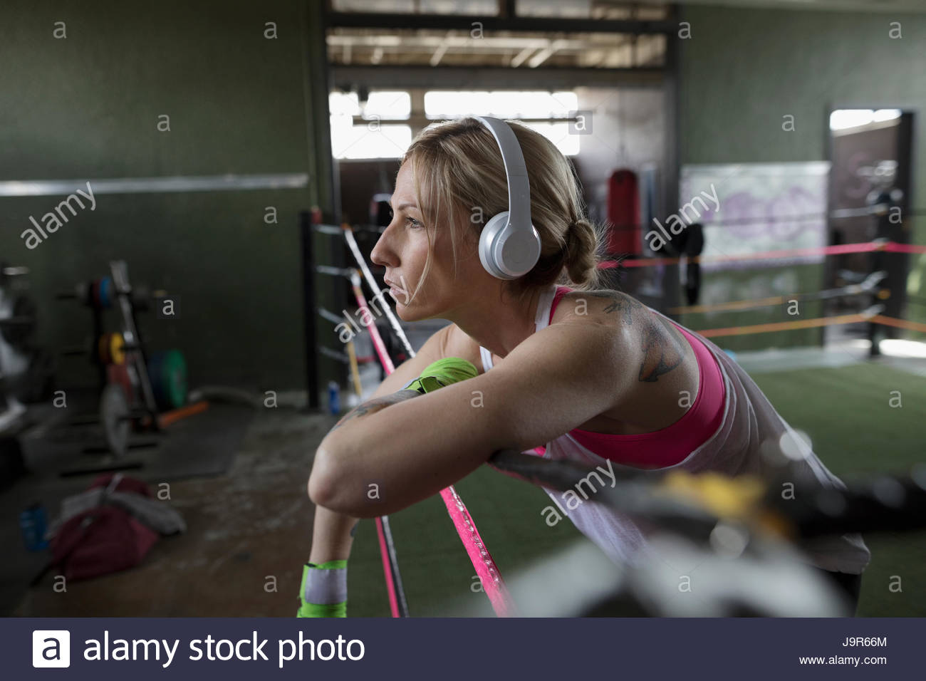 Side Profile Boxing High Resolution Stock Photography and Images - Alamy