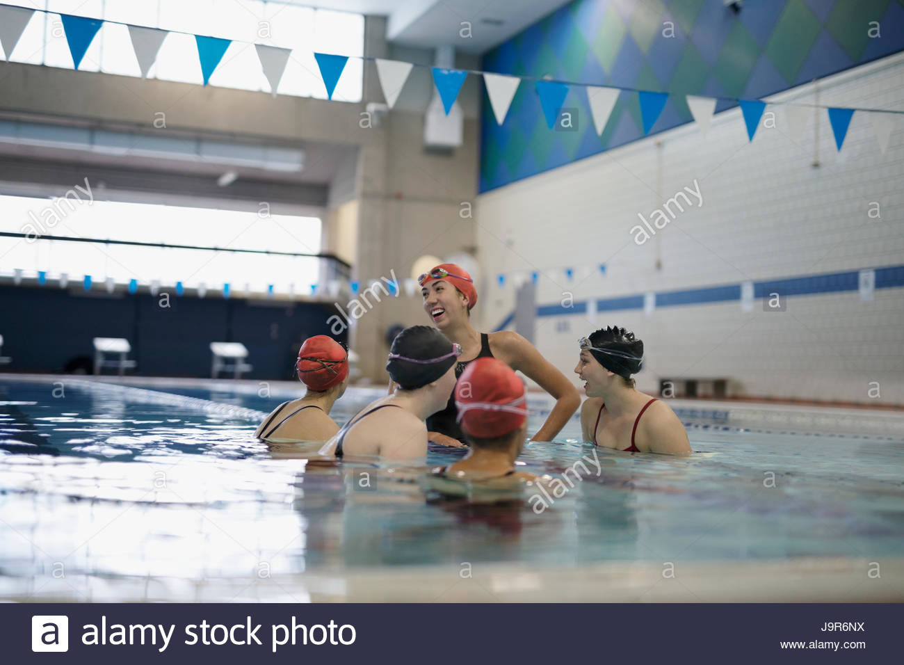 Five swimmers hi-res stock photography and images - Alamy