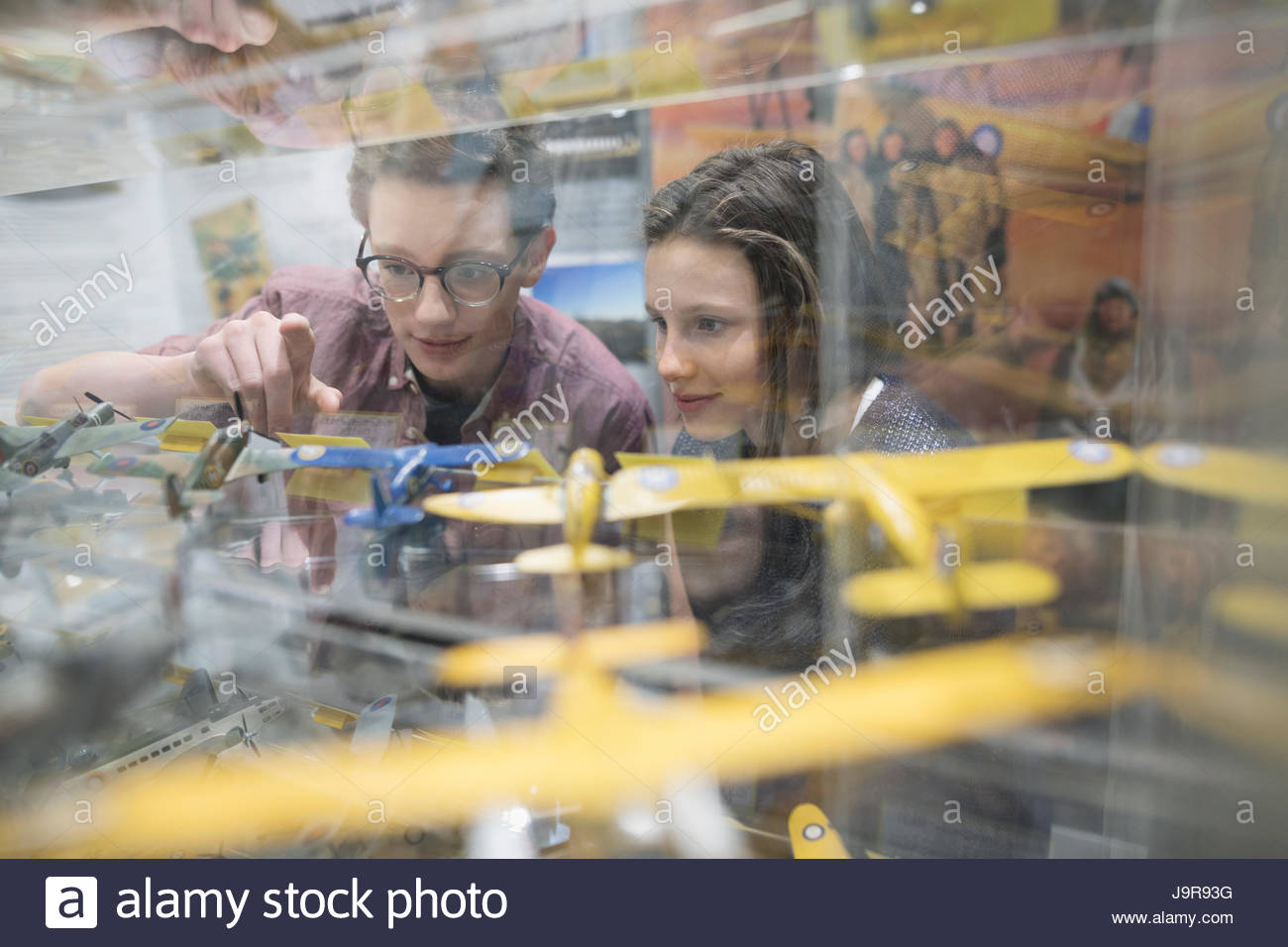 Students looking at airplane exhibit in war museum Stock Photo - Alamy