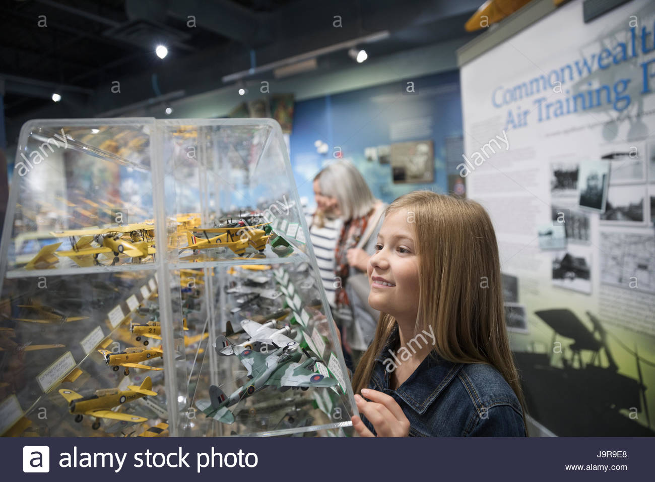 Girl model airplane hi-res stock photography and images - Alamy
