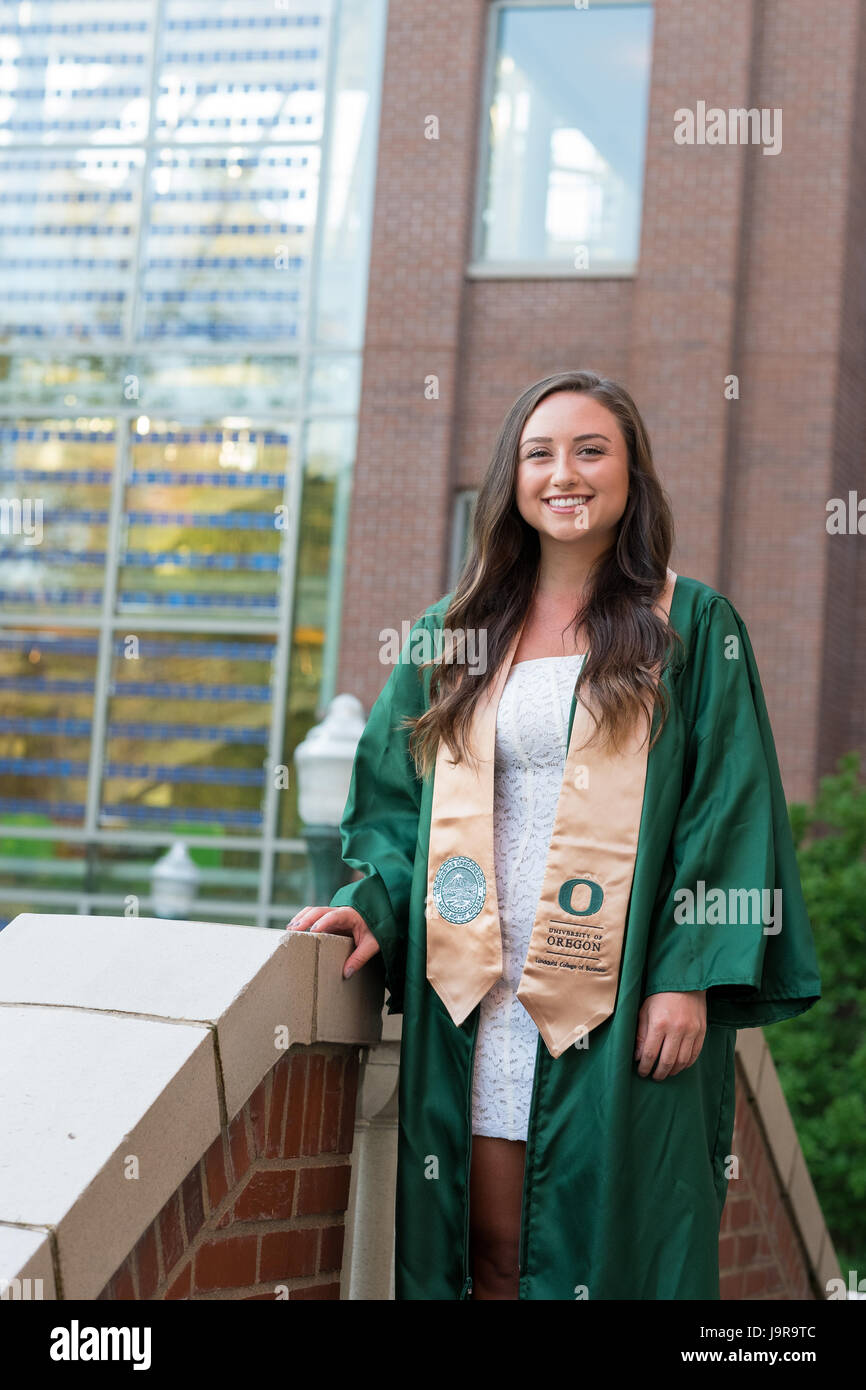 University of Oregon Female College Grad Stock Photo - Alamy