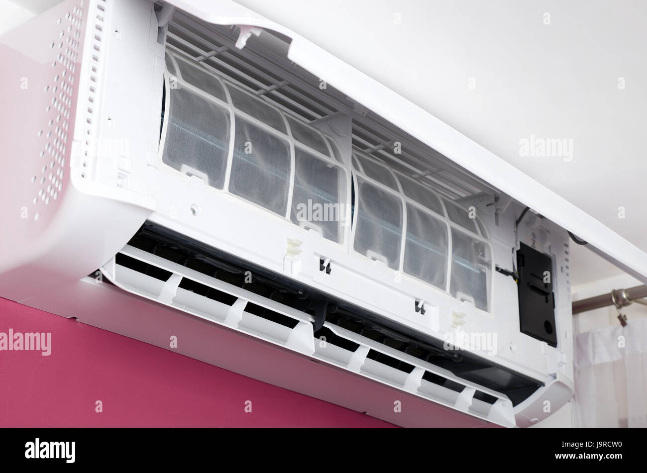Air conditioner unit hi-res stock photography and images - Alamy