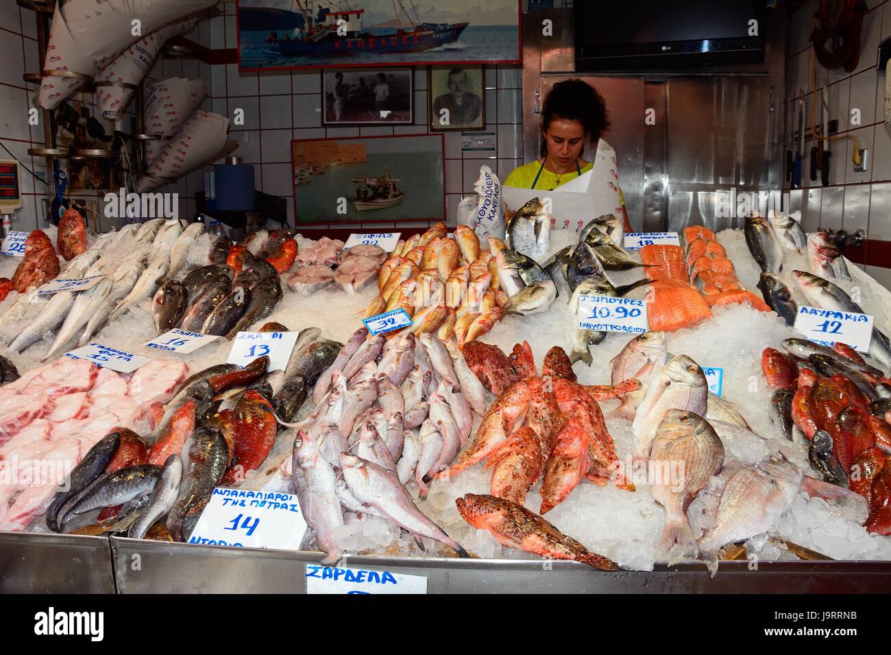 Fresh fish stall at the food market in the city centre, Heraklion ...